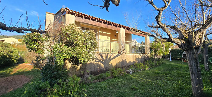 Maison 4 pièces à vendre à Alata