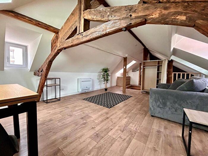 Appartement 1 pièce à Bénédictins-Montplaisir, Limoges, à louer