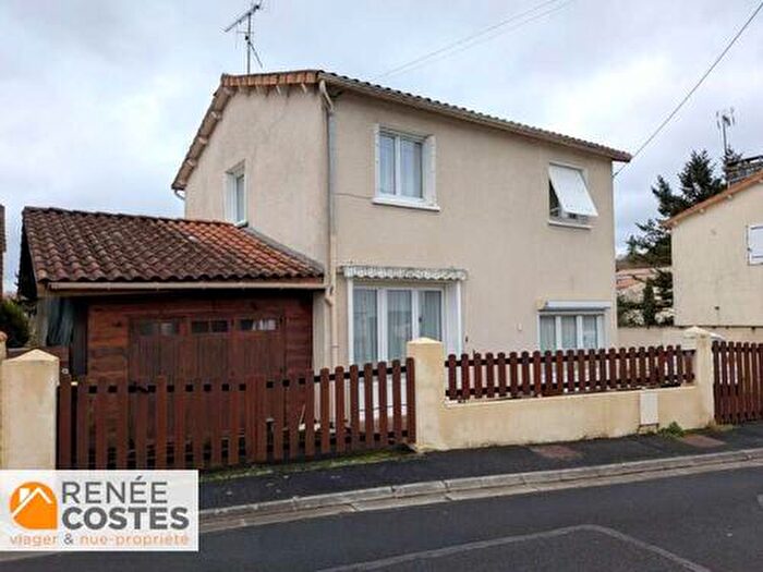 Maison à vendre - Angoulême, Saint-Ausone, Saint-Martin - 6 pièces - 4 chambres