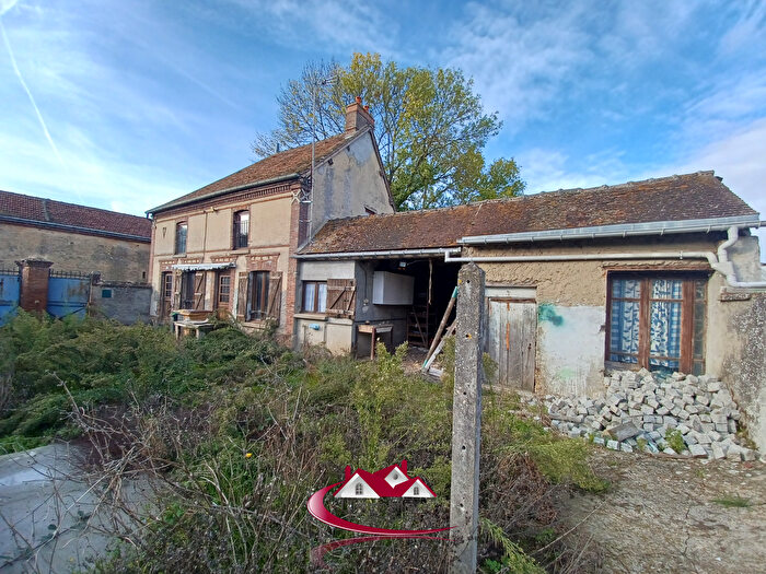 Serville - Maison 5 pièces à vendre