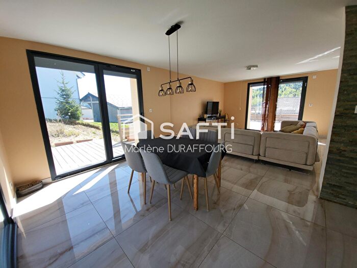 Maison 5 pièces à Morbier, à vendre