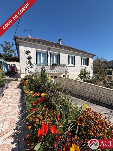 Maison 6 pièces à vendre à Sainte-Geneviève