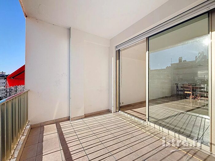 Appartement à vendre - Nice, Californie, Carras - 2 pièces - 1 chambre