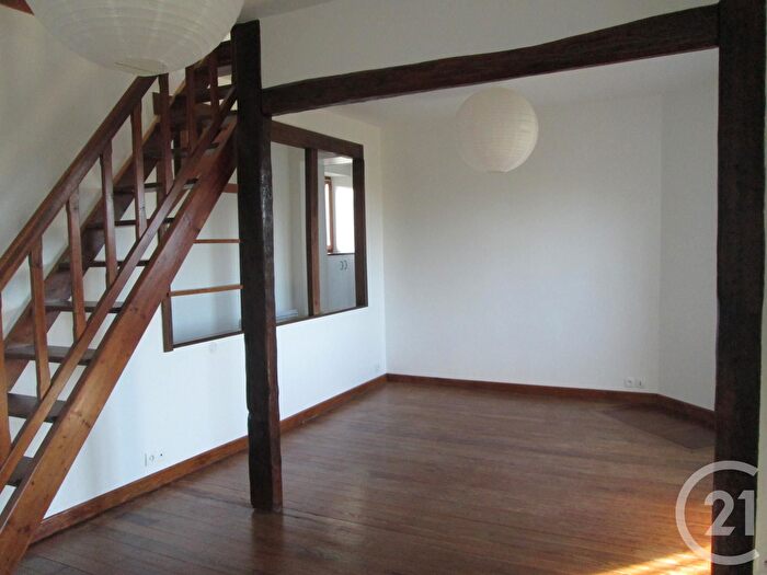 Appartement à louer - Saint-Pierre-lès-Nemours - 3 pièces - 2 chambres