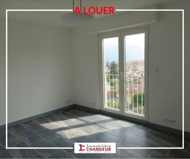 Ouest, Voiron : Appartement 2 pièces à louer