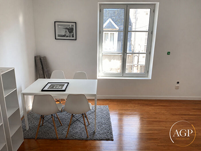 Orléans, Carmes : Appartement 2 pièces à louer