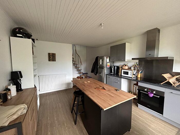 Maison 3 pièces à Feytiat, à louer