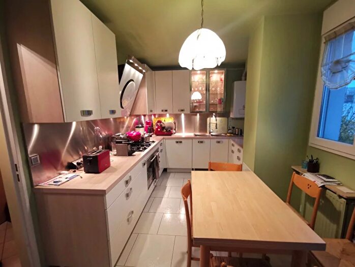 Appartement à vendre - Vitry-sur-Seine - 4 pièces - 3 chambres