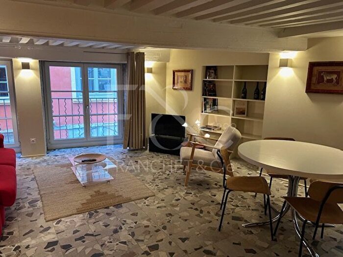 Appartement à louer - Lyon e , Quartiers anciens - 2 pièces - 1 chambre