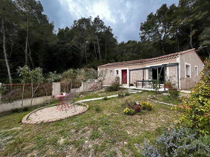 Maison à vendre - Calvisson - 5 pièces - 3 chambres