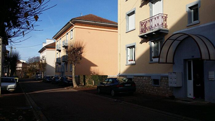 Appartement à louer - Venarey-les-Laumes - 3 pièces - 2 chambres