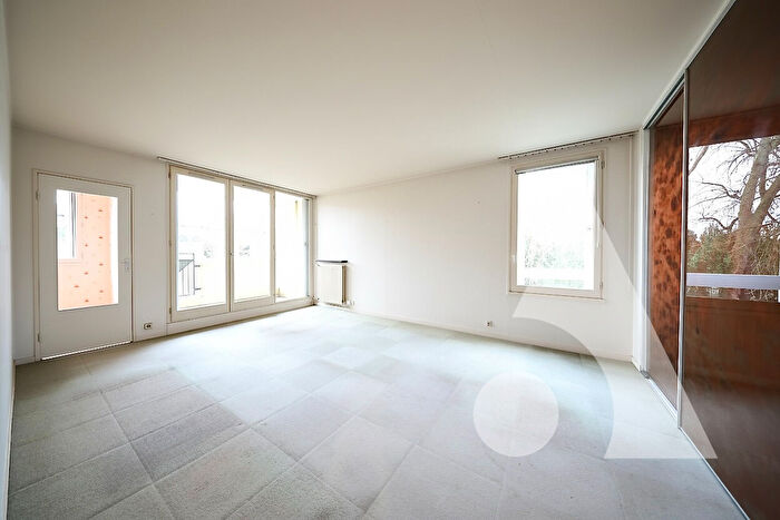 Appartement à vendre - Corbeil-Essonnes, Centre-ville - 3 pièces - 2 chambres