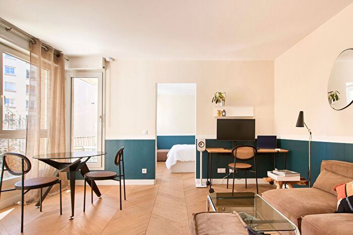 Appartement 2 pièces à Paris 19ème, Secrétan, Jaurès, à vendre