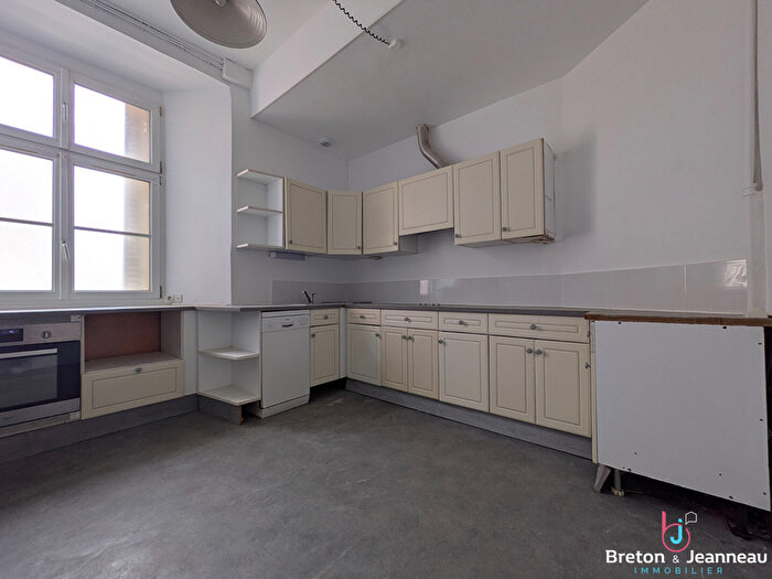 Évron - Appartement 5 pièces à vendre