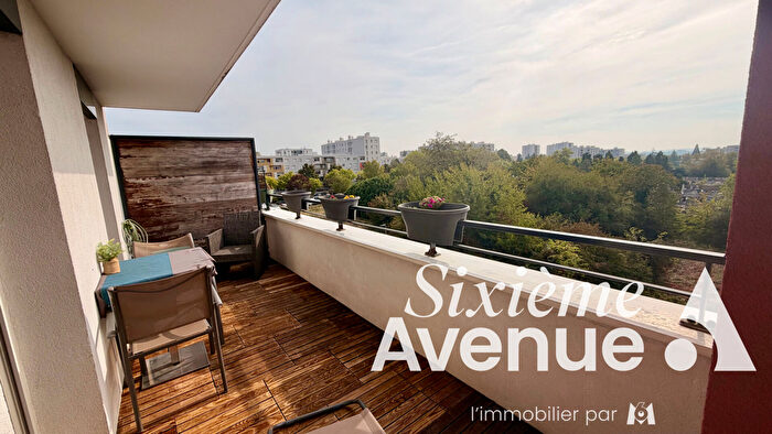 Appartement 3 pièces à Saint-Priest, Bel-Air, à vendre