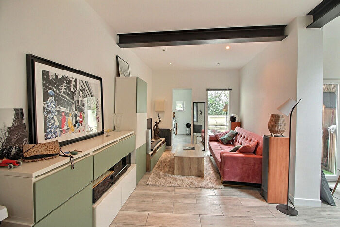 Maison à vendre - Suresnes, Liberté - 2 pièces - 1 chambre