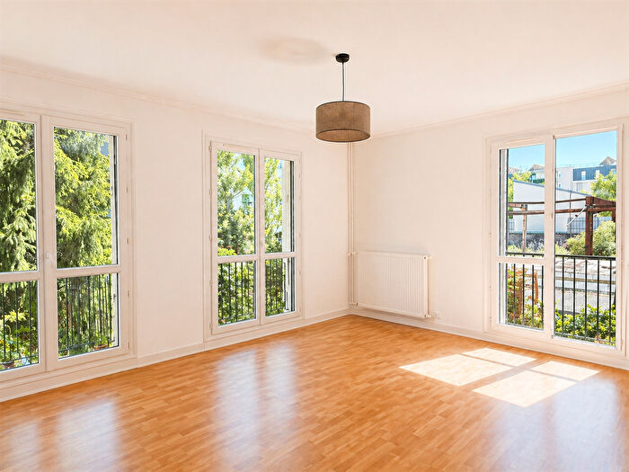 Appartement 3 pièces à Clamart, Gare, à vendre