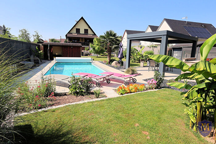 Maison à vendre - Blotzheim - 6 pièces - 4 chambres