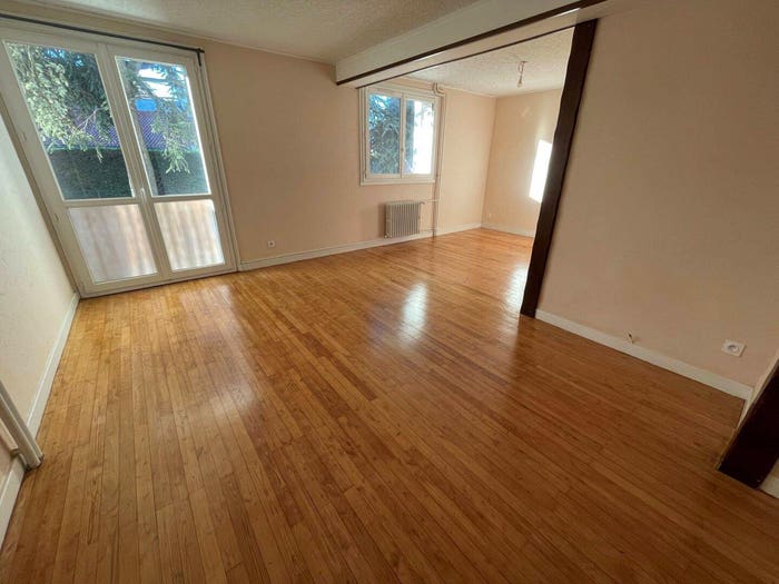 Bellevue-Solaure, Saint-Étienne : Appartement 3 pièces à louer
