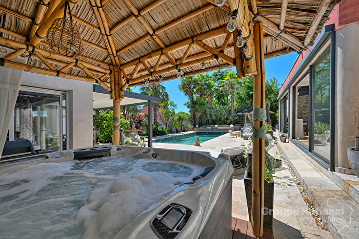 Maison 6 pièces à Poulx, à vendre