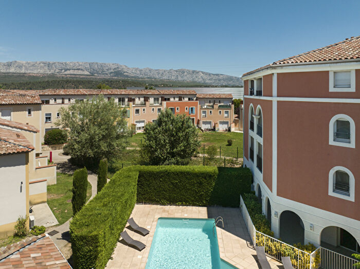 Rousset : Appartement 4 pièces à louer