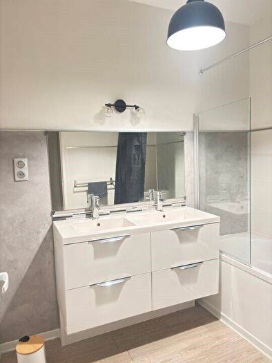 Les Jardins de lEmpereur, Ajaccio : Appartement 3 pièces à louer