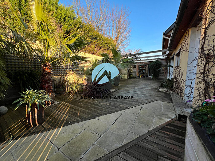 Maison à vendre - Heuqueville - 5 pièces - 4 chambres