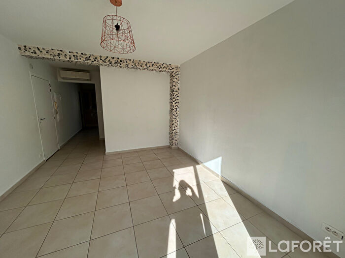 Appartement 3 pièces à louer à Fréjus, Villeneuve