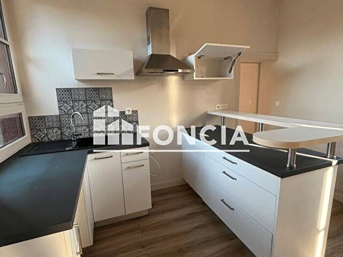 Maison à louer - Château-la-Vallière - 4 pièces - 2 chambres