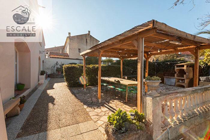 Maison à vendre - Montblanc - 4 pièces - 3 chambres