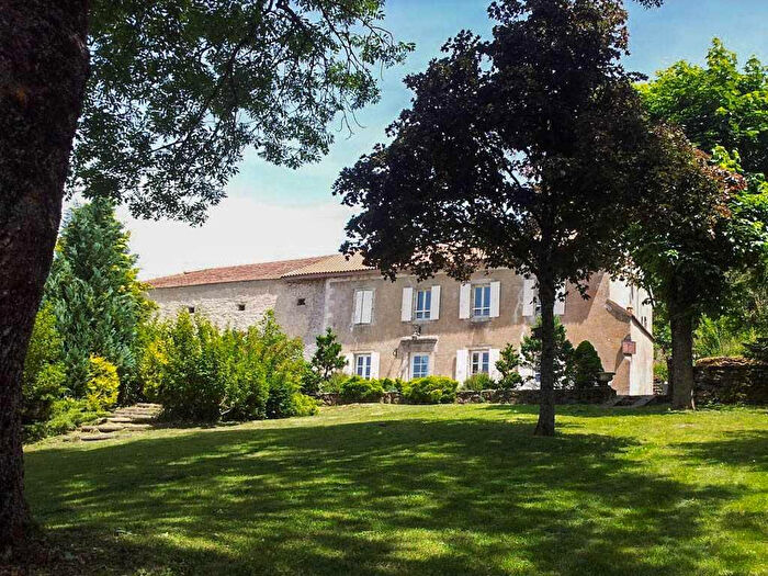 Maison 12 pièces à vendre à Luc