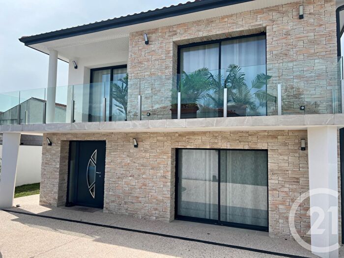 Maison à louer - Mérignac, Capeyron - 4 pièces - 3 chambres