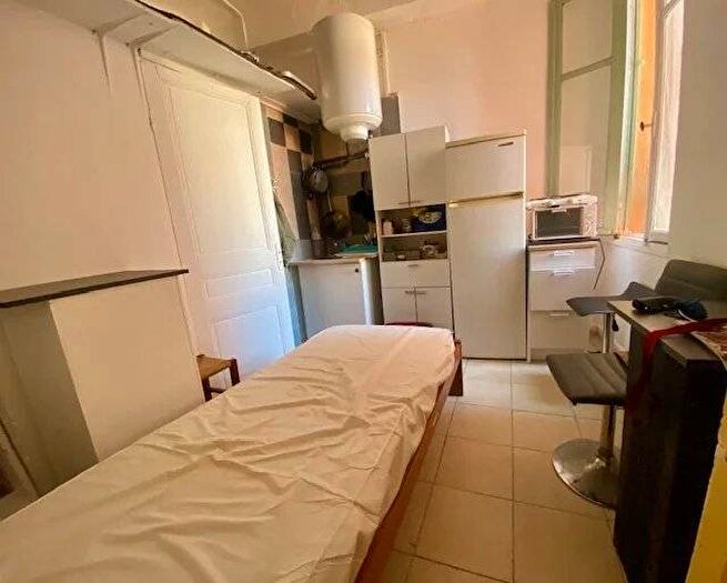 Appartement à vendre - Nice, Le Port - 1 pièce