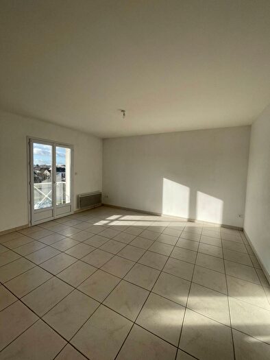 Appartement à louer - Fleury-les-Aubrais - 2 pièces - 1 chambre