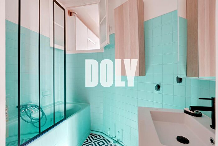 Appartement à vendre - Issy-les-Moulineaux, Centre-ville, Corentin Celton, Les Varennes - 3 pièces - 2 chambres