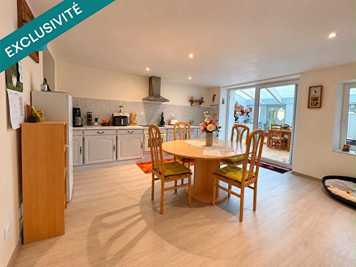 Athienville : Maison 8 pièces à vendre