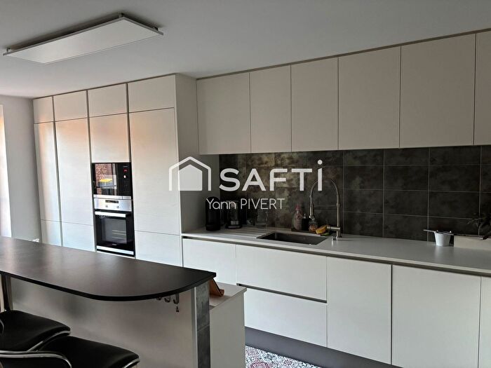 Maison à vendre - Thury-en-Valois - 6 pièces - 4 chambres