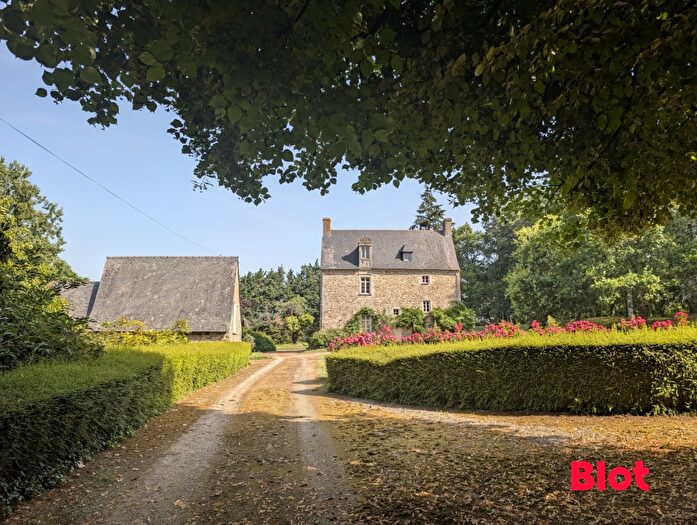 Erbrée : Maison 8 pièces à vendre