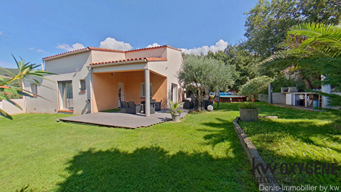 Maison à vendre - Les Cluses - 6 pièces - 5 chambres