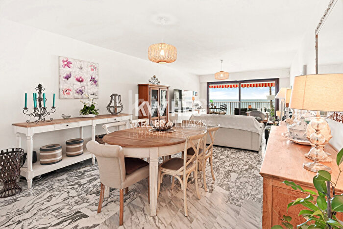 Appartement 3 pièces à vendre - Antibes, Juan-les-Pins, Le Cap