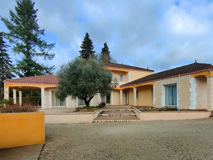 Maison à vendre - Saint-Pierre-de-Côle - 13 pièces - 6 chambres