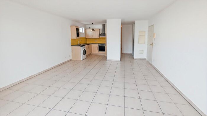 Appartement 4 pièces à vendre - Cannes, Californie Pezou