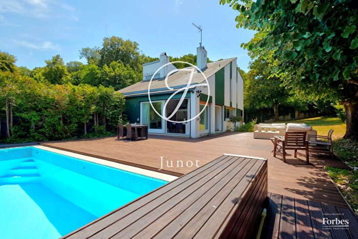 Maison 9 pièces à Clamart, Centre-ville, à vendre