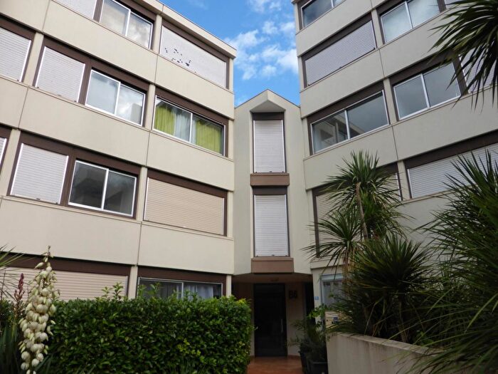 Appartement à louer - Montpellier, Hôpitaux, Facultés - 1 pièce