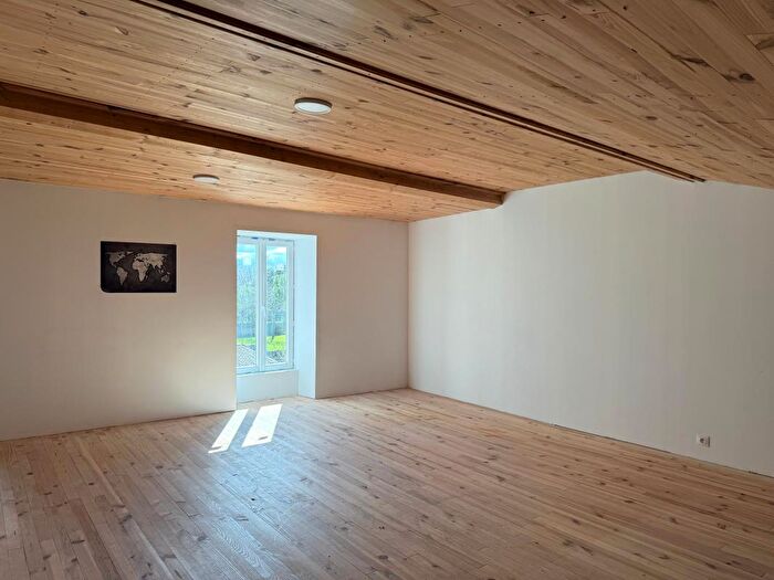 Maison à vendre - Langon - 6 pièces - 5 chambres