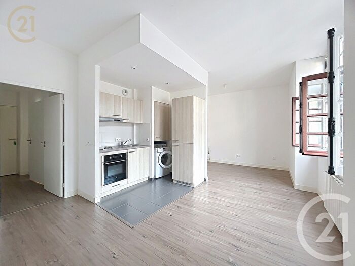 Appartement 1 pièce à Moret-sur-Loing, à louer