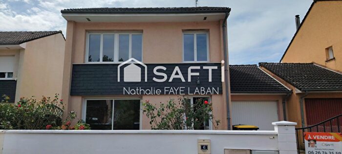 Maison à vendre - Châtellerault, Sud Ouest - 5 pièces - 4 chambres