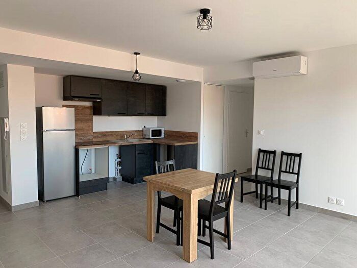 Appartement 2 pièces à Exterieurs, Fréjus, à louer