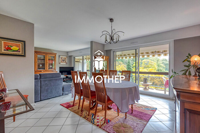 Appartement à vendre - Saint-Égrève, Rochepleine - 5 pièces - 3 chambres