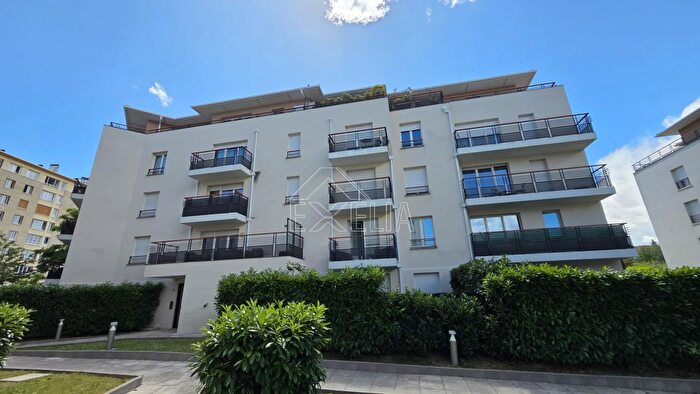 Appartement 3 pièces à vendre - Mantes-la-Jolie, Centre-ville